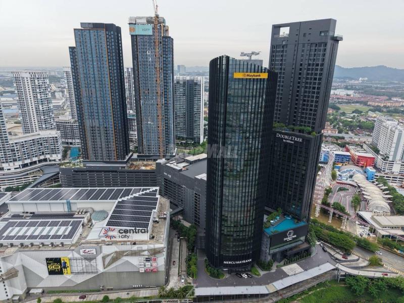 Grade A Office Space at Mercu Maybank Tower i-City Golden Triangle Shah ...